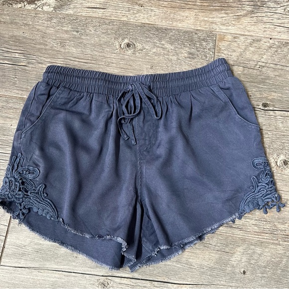 Knox Rose | Shorts | Knox Rose Blue Floral Embroidered Pull On Lounge ...